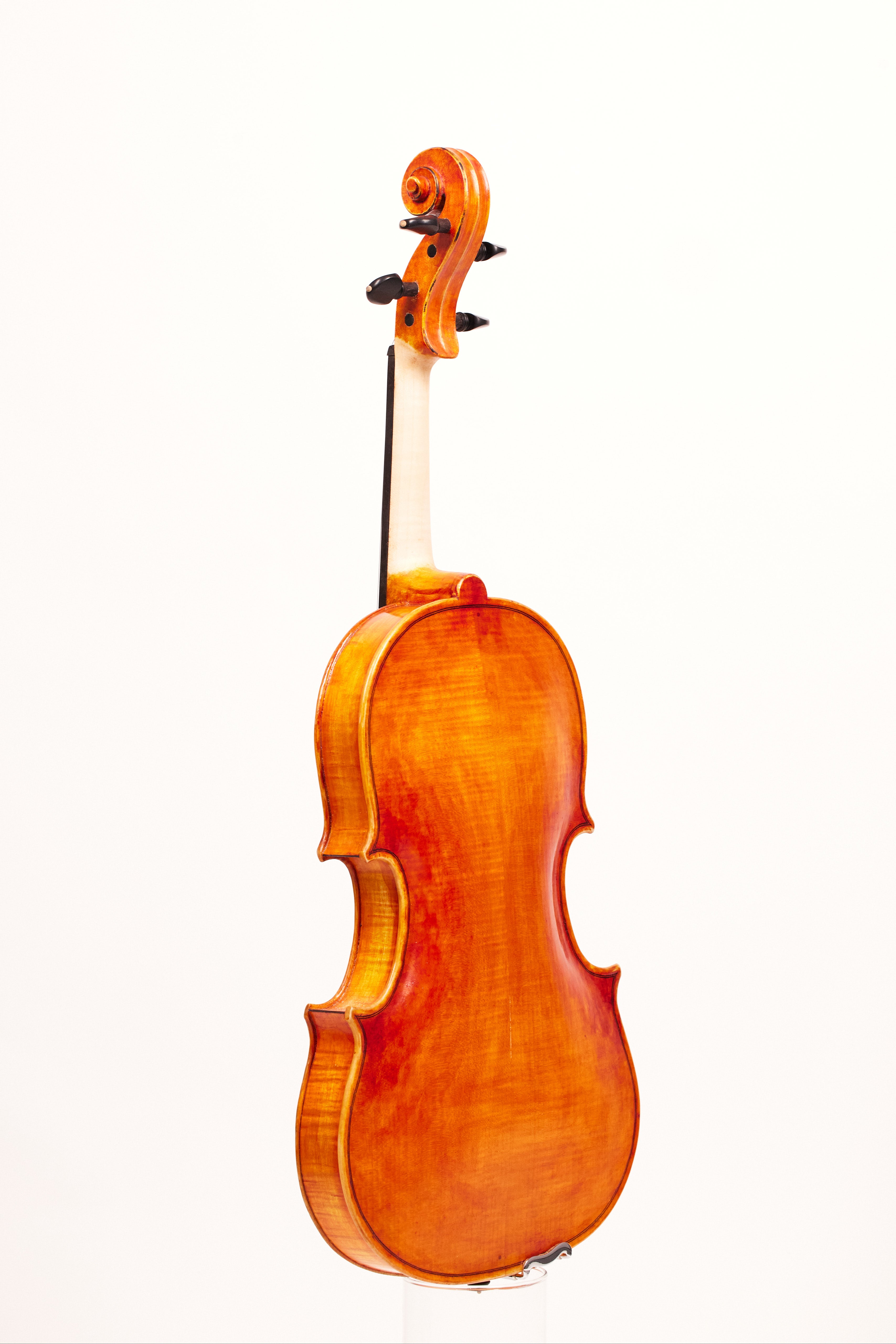 A Contemporary Viola by Daniel Oliver, 2022. 15 7/8” – Cohen Violins